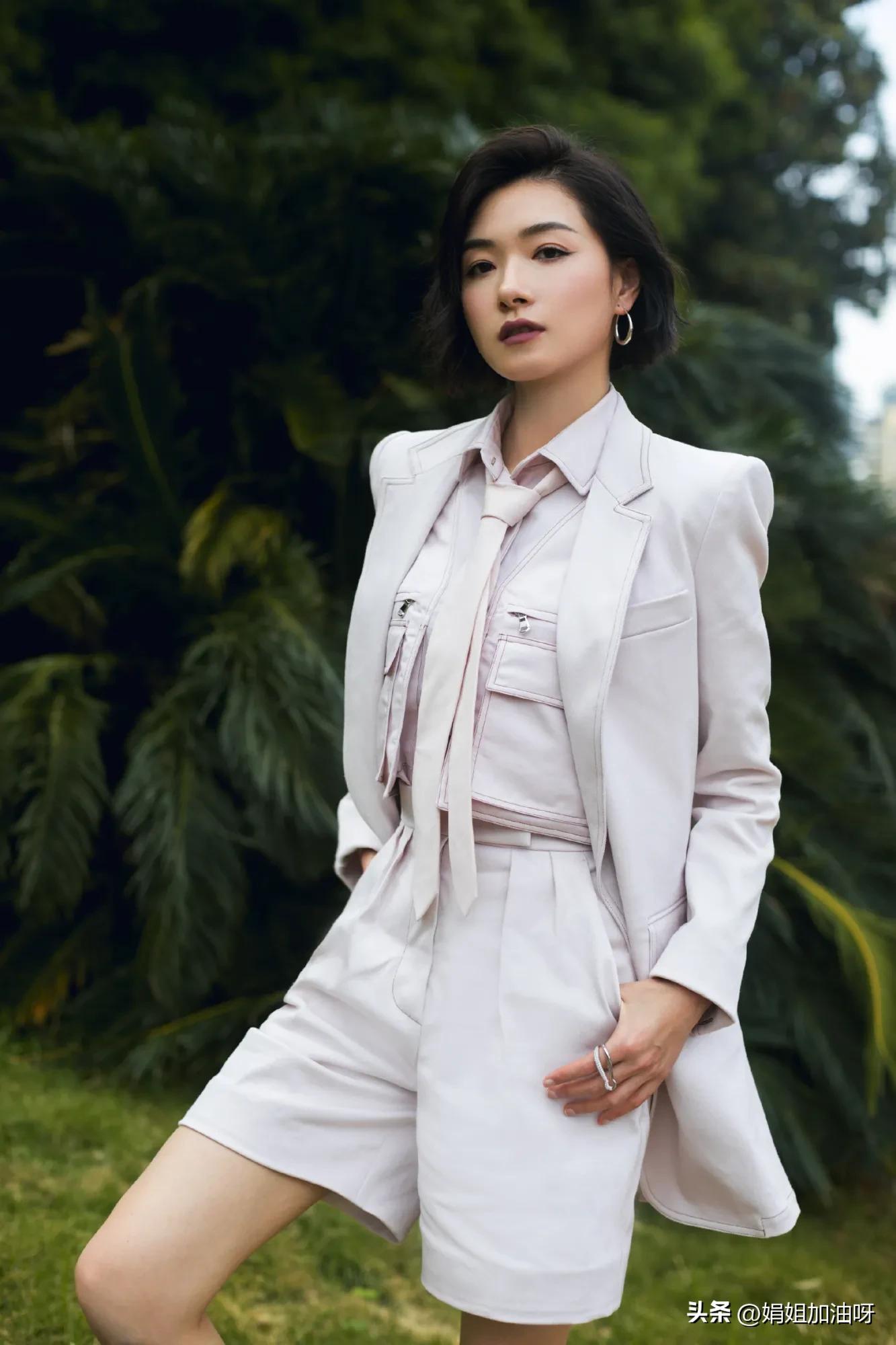 Share pictures, the goddess of temperament Wan Qian - iNEWS