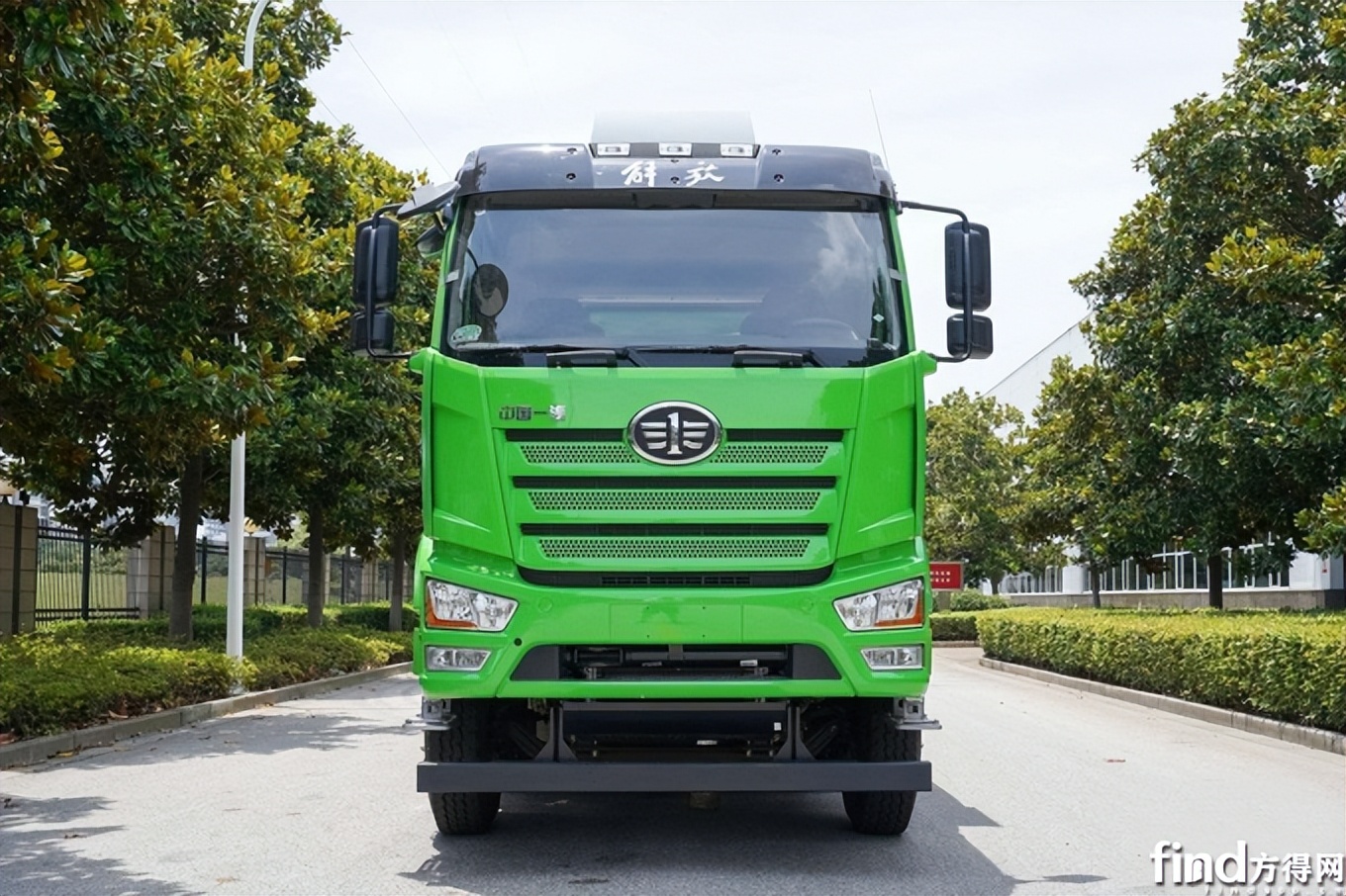 Ultra-light, ultra-load-bearing, and ultra-comfortable, J6L 8x4 self ...