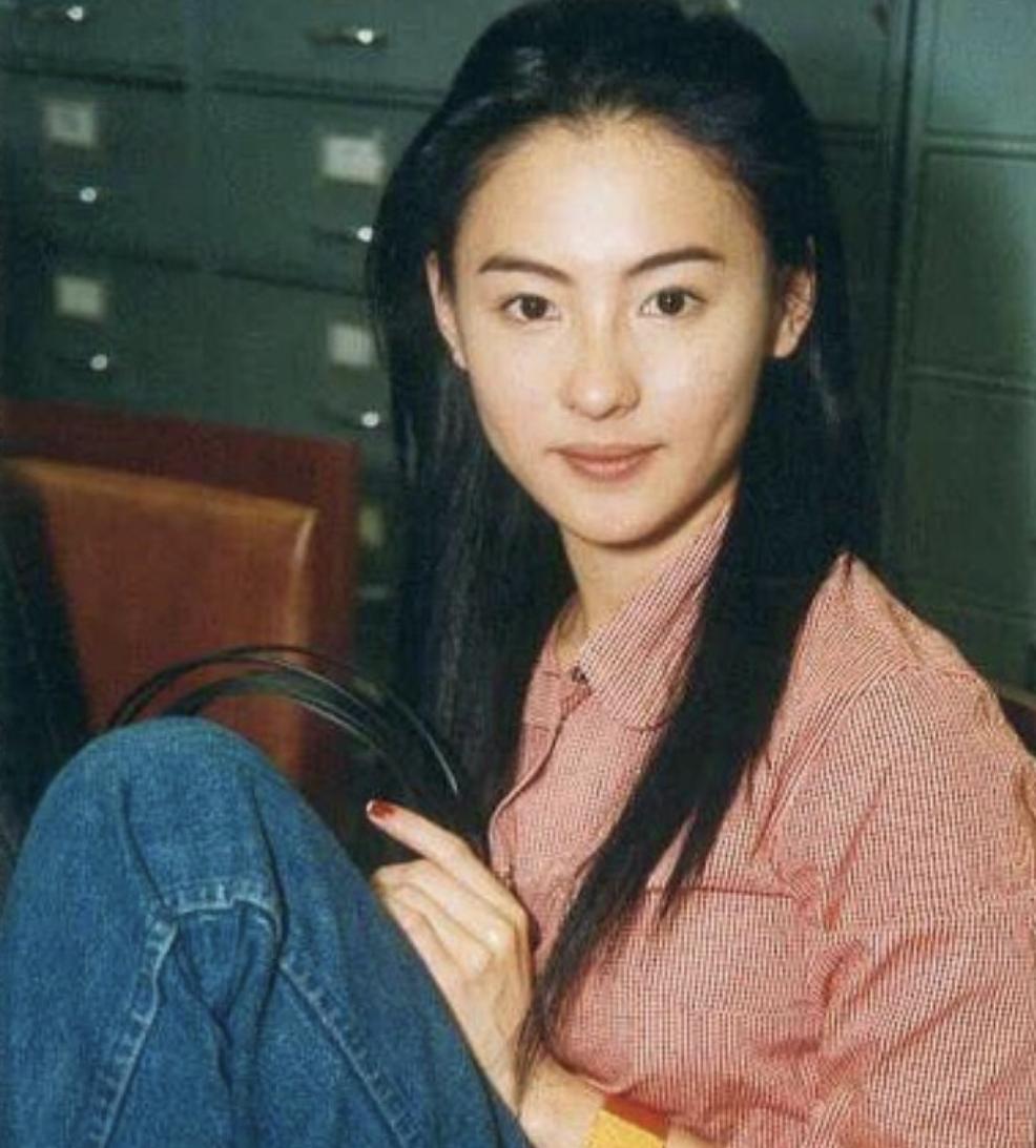 Look at Cecilia Cheung after 11 years of divorce: Maybe Nicholas Tse ...