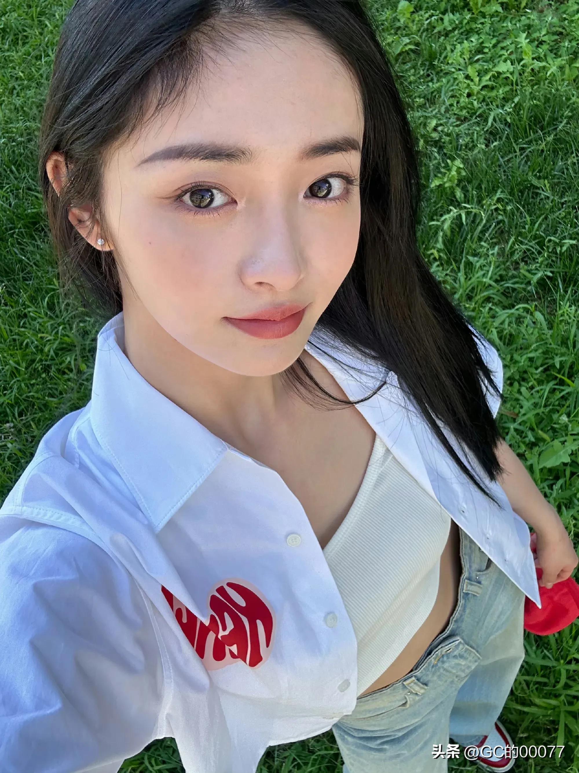 Star picture Zhou Jieqiong - iNEWS