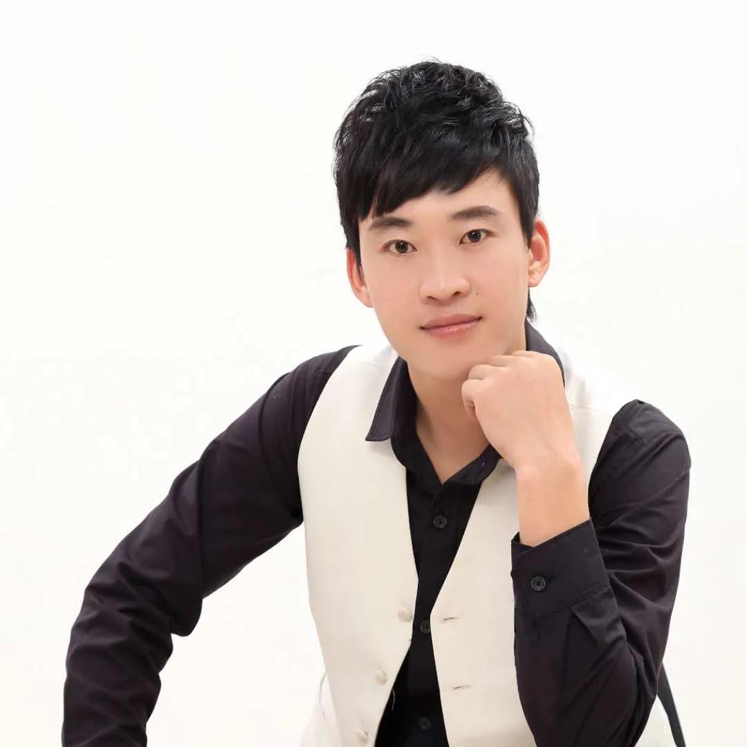Profile of famous singer Zhou Zhengbao - iNEWS