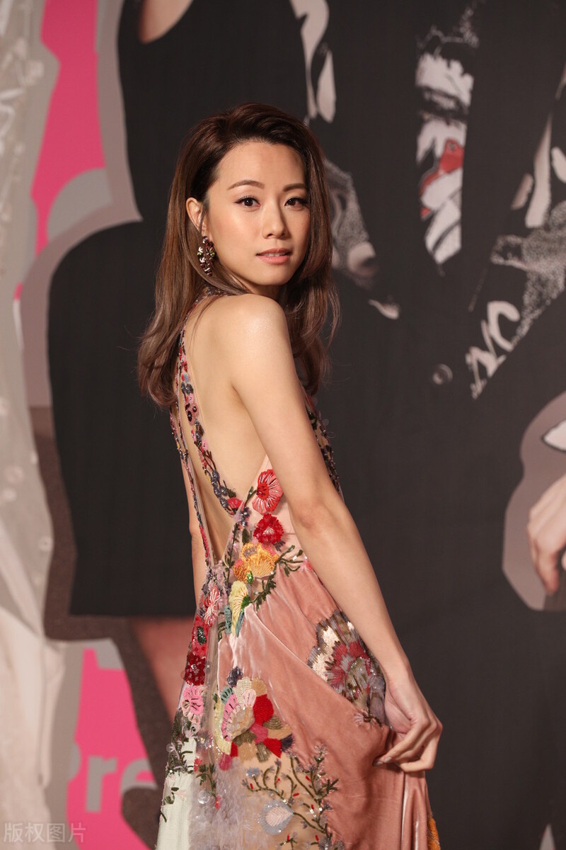 Ms. Stephy Tang is indeed very attractive and has a cool action - iNEWS