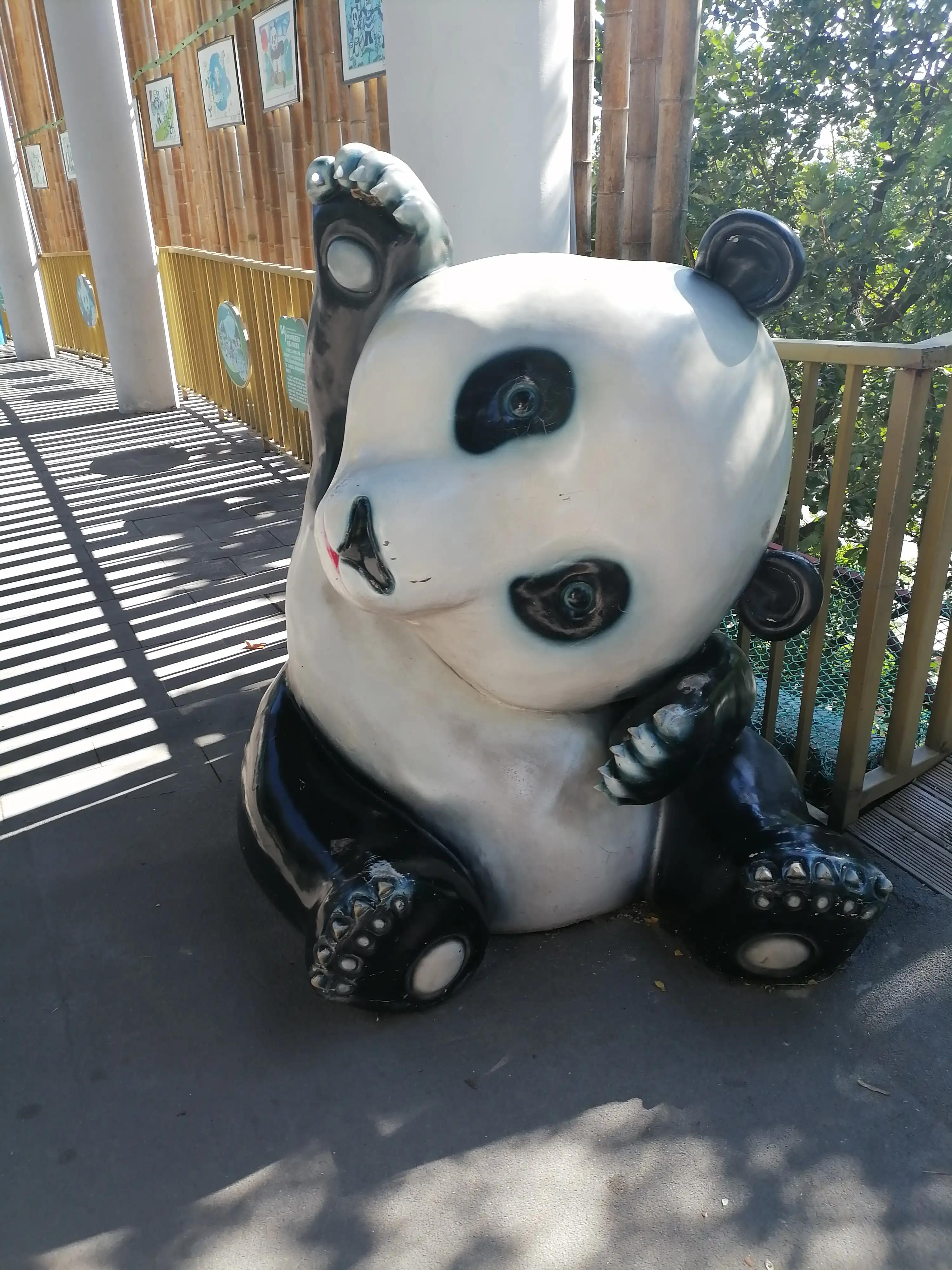 Dalian Forest Zoo Tour: Sculpture (1) - iMedia