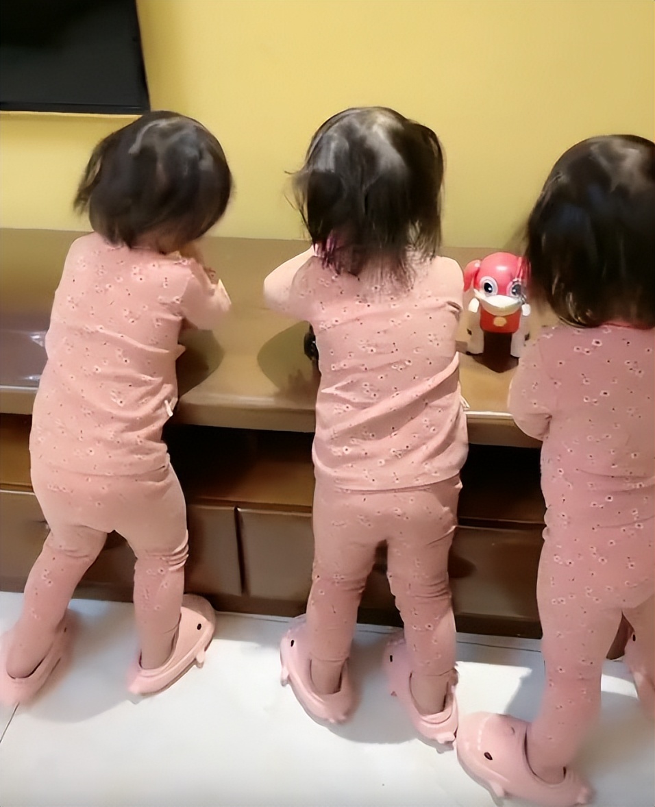 The three daughters of the Hu family: the "most harmonious" triplets on ...
