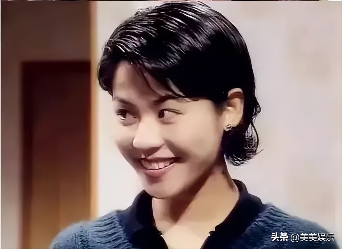 Gu Tianle's new movie in Xuan Xuan's private room, posted on Weibo at ...