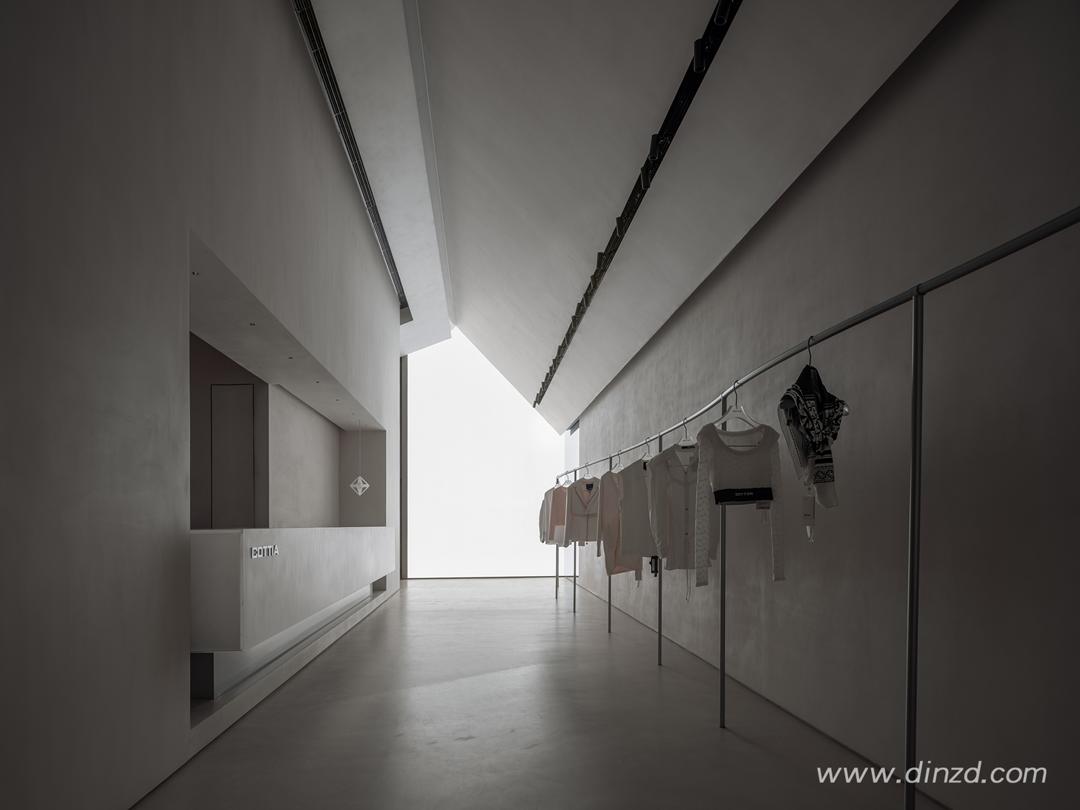 DOMANI Dongcang Construction · The direction of the heart is the light ...