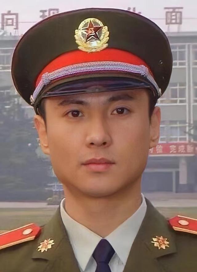 Sha Yi has lost weight and looks like Bai Zhantang, my youth is back ...