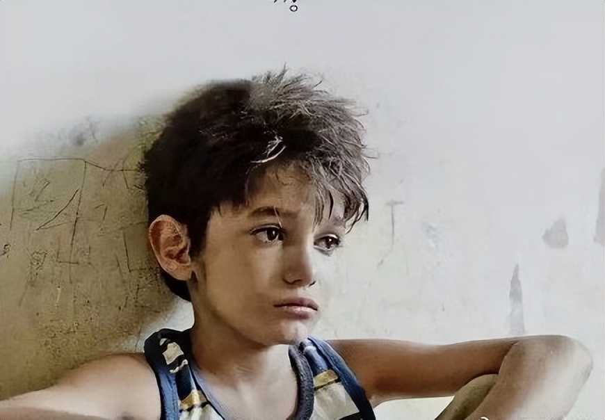 Starting from the aesthetic characteristics of the movie "Why Home" and ...