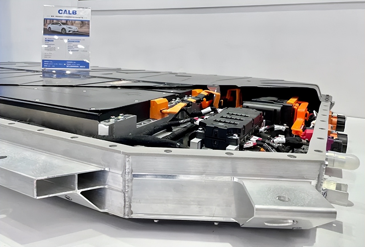 "Autobot" iron lithiation is accelerated, and the pattern of power ...