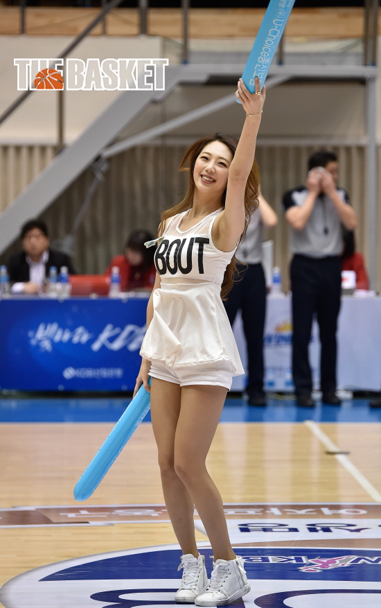 Lee Mi-rae: From a musical actor to a cheerleader - iMedia