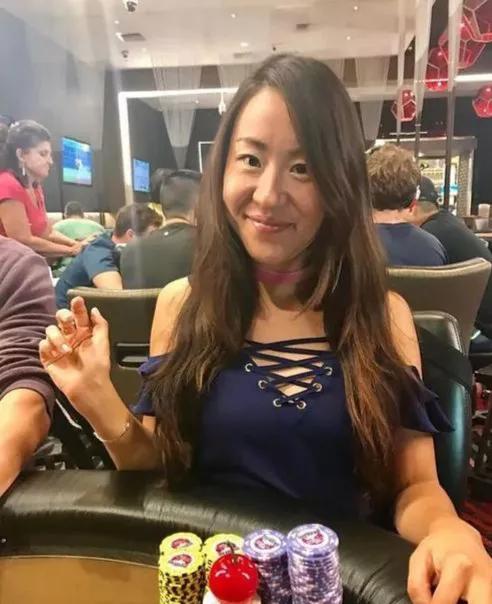 Chinese-American female gambling god Zhao Qian was burned alive, and ...