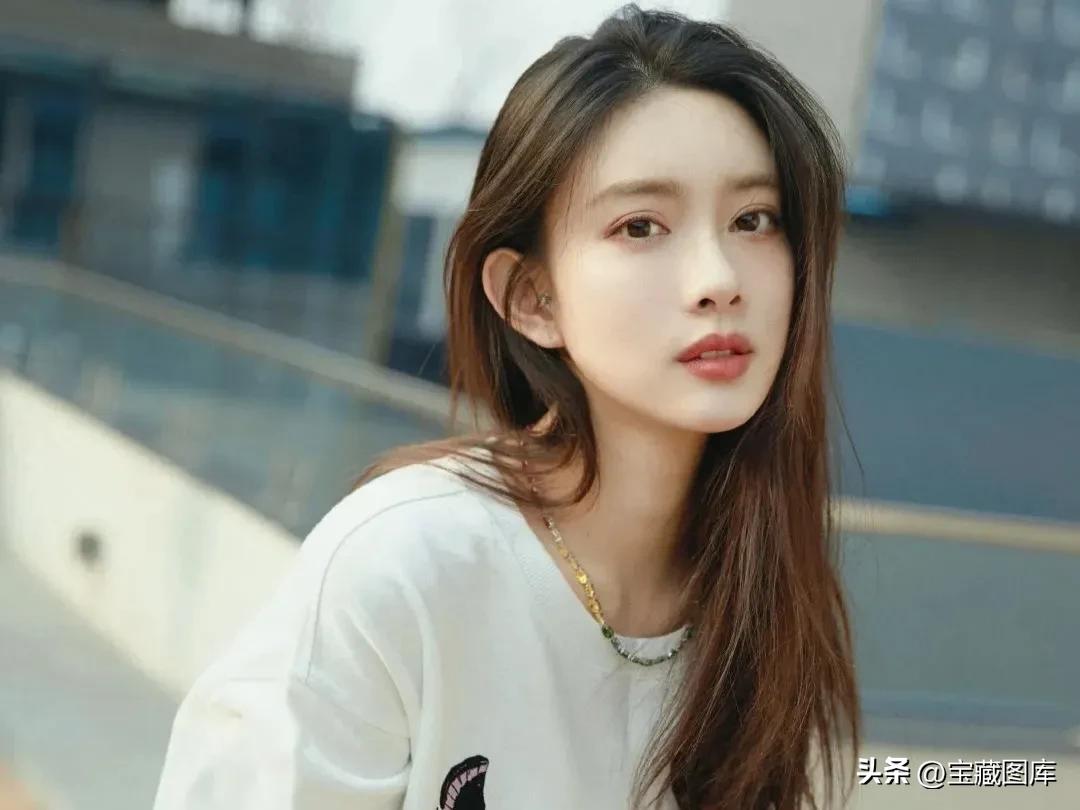 The star journey of popular star Meng Ziyi - iNEWS