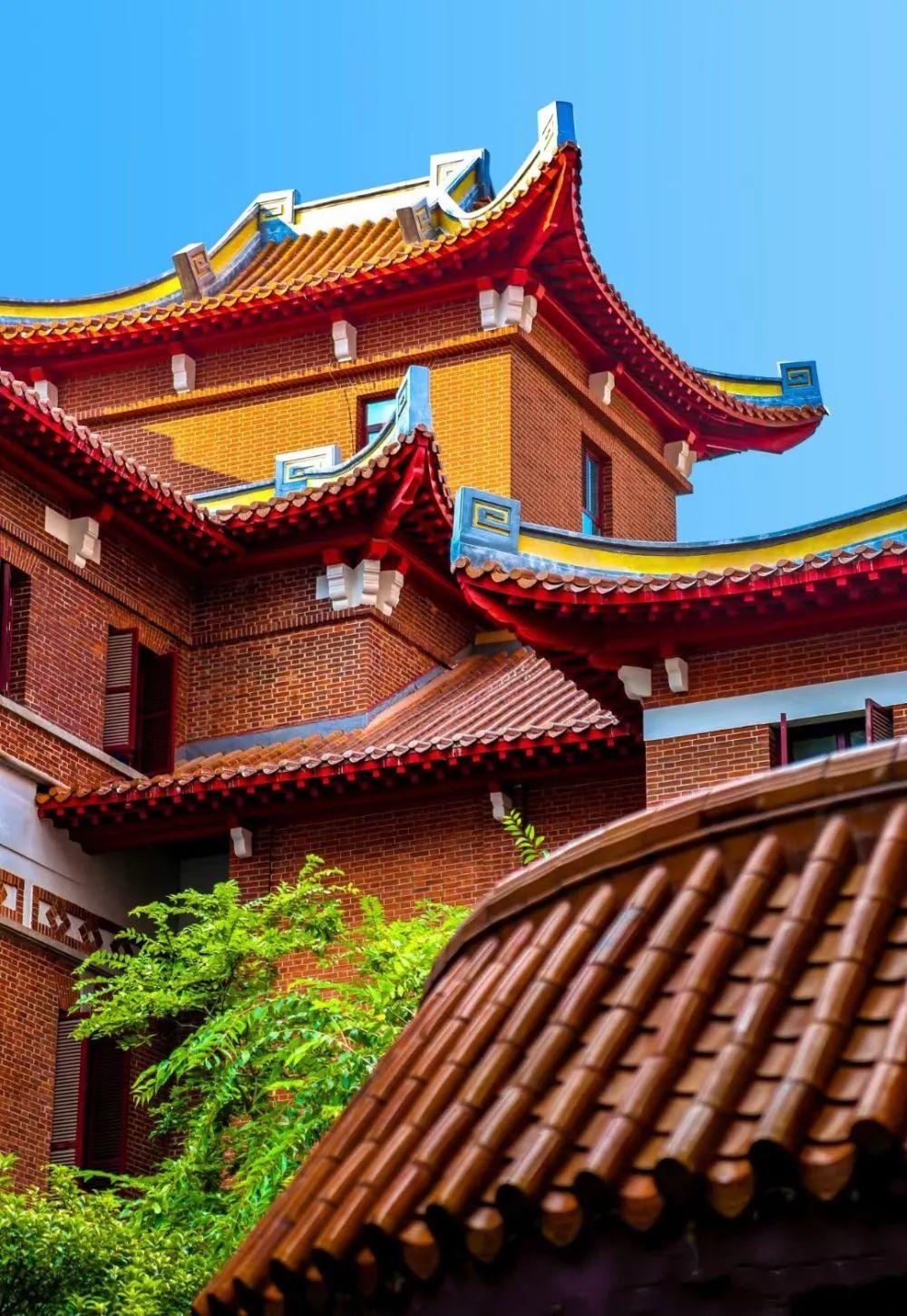 What was the medical building like a hundred years ago?—Into the ...