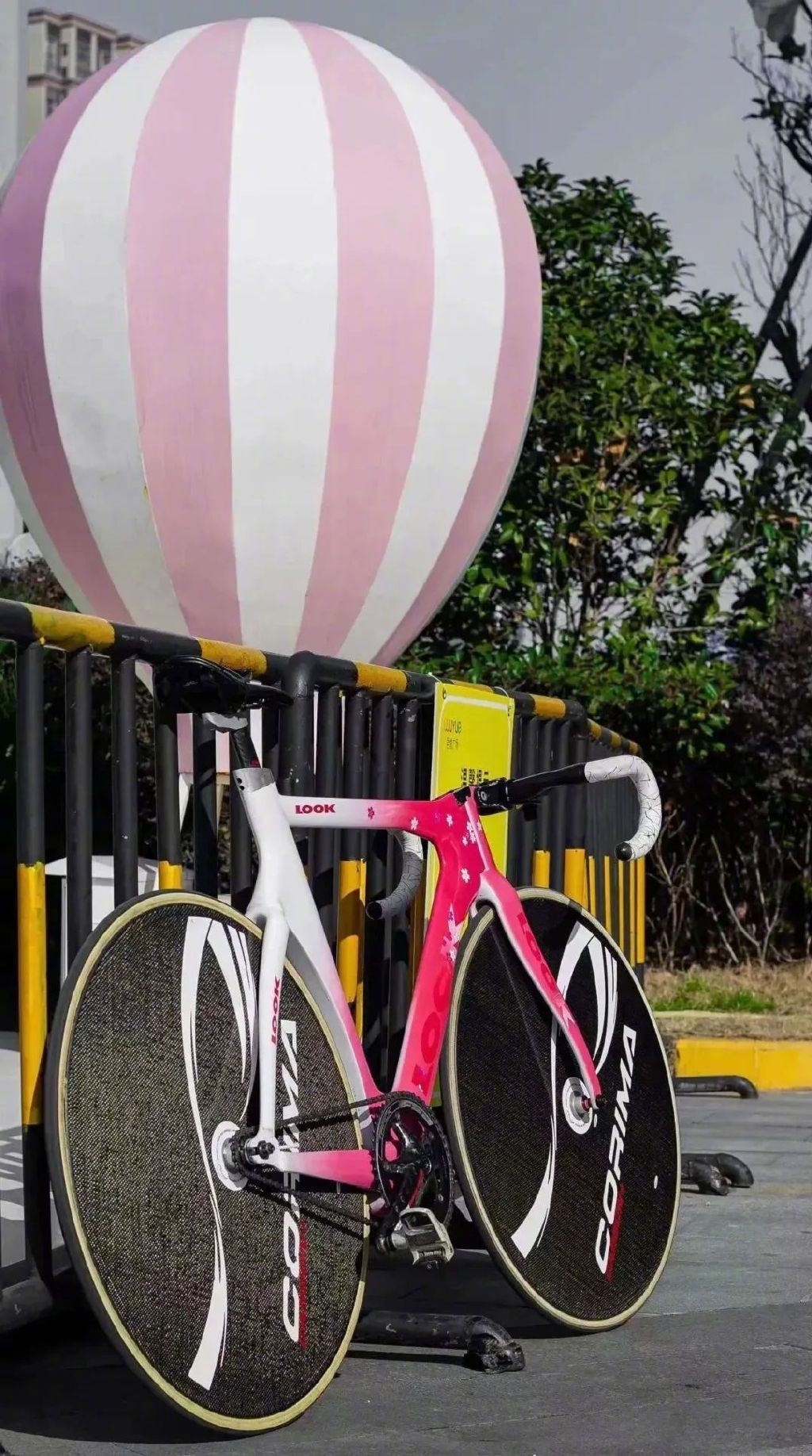 Who is buying a bicycle worth more than 100,000 yuan? - iMedia