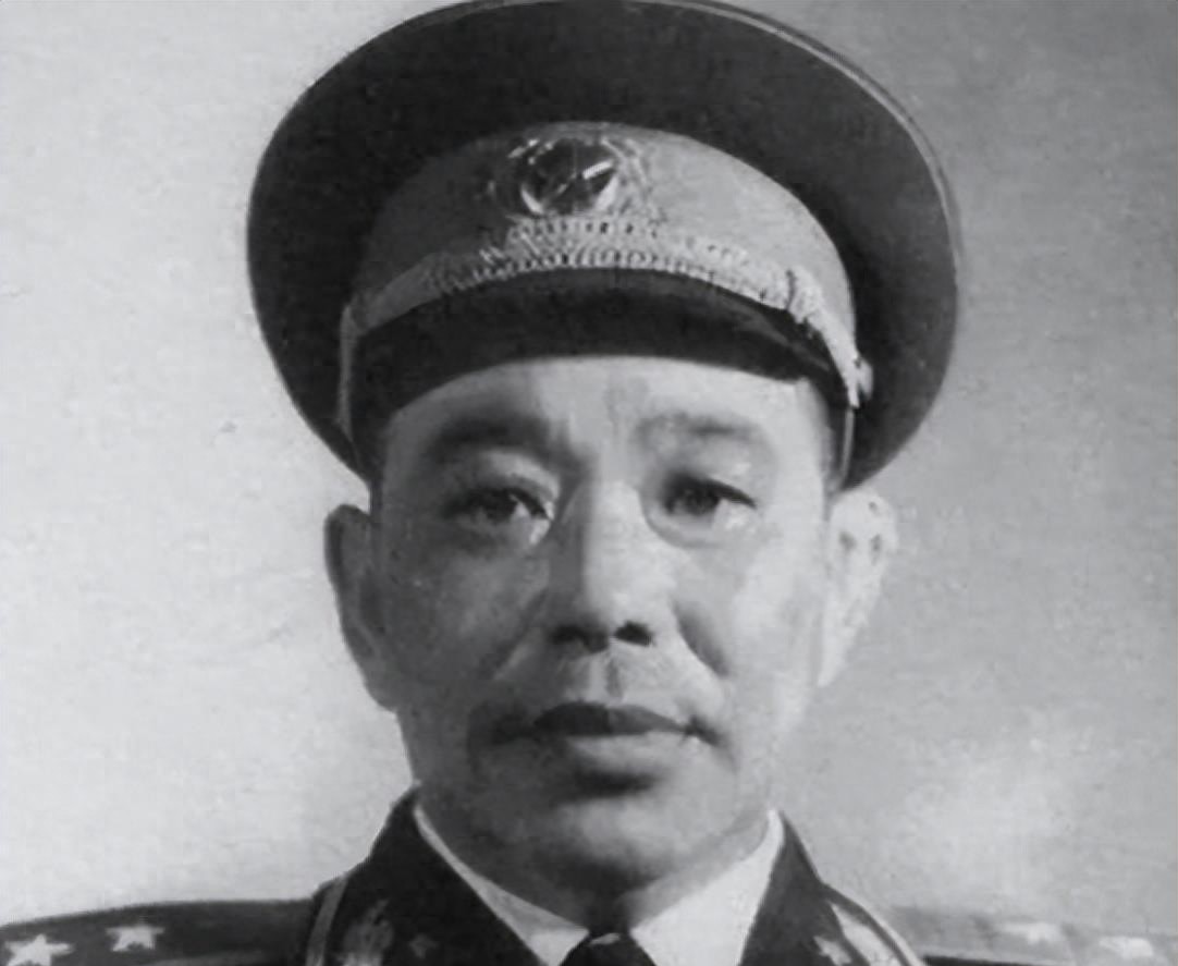 In 1967, Song Shilun went to a meeting, and the host asked him to ...