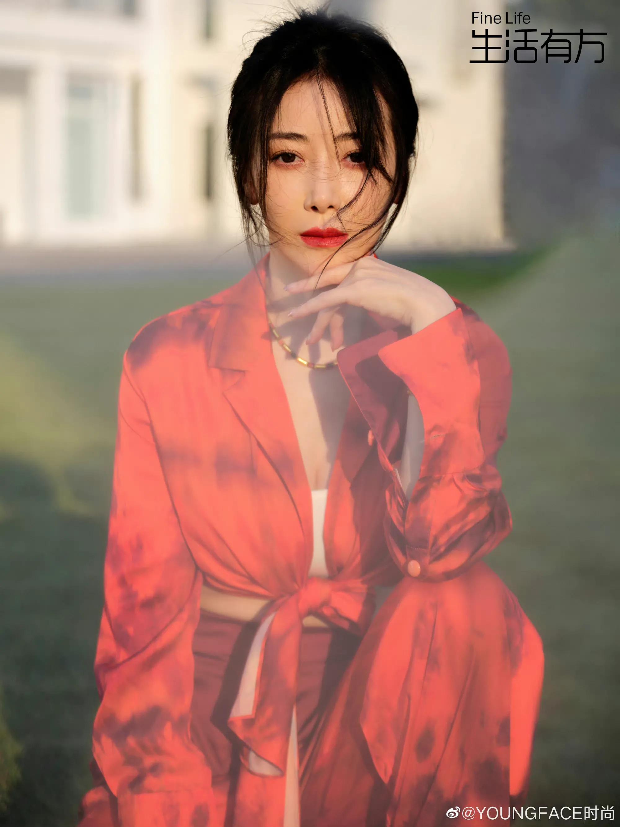 Chen Zihan's beautiful picture - iNEWS