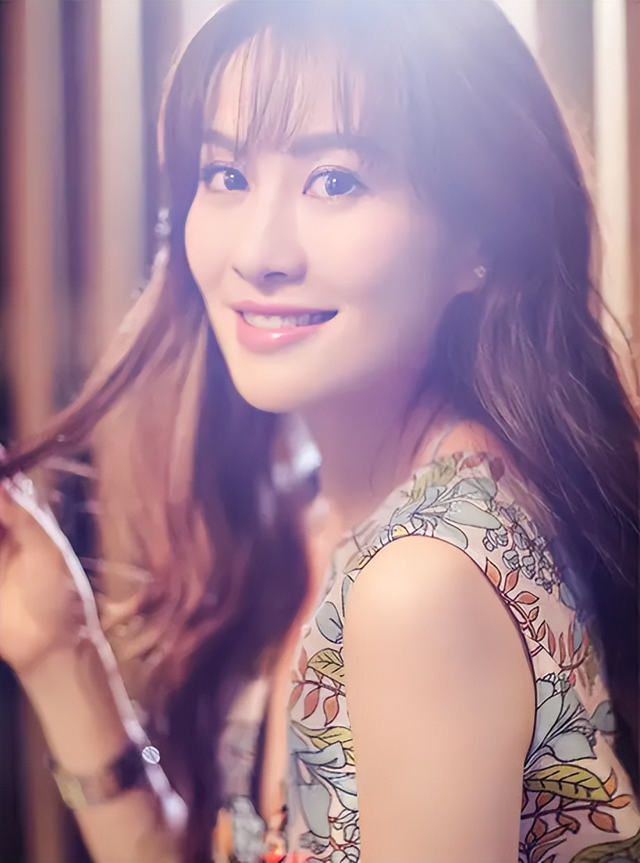 Mingyang Entertainment - Beauty Star - Michelle Ye - iNEWS