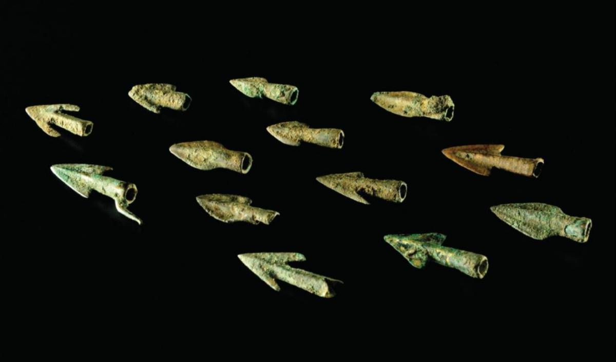 3,000-year-old bronze sword discovered in Germany, "still glowing" when ...