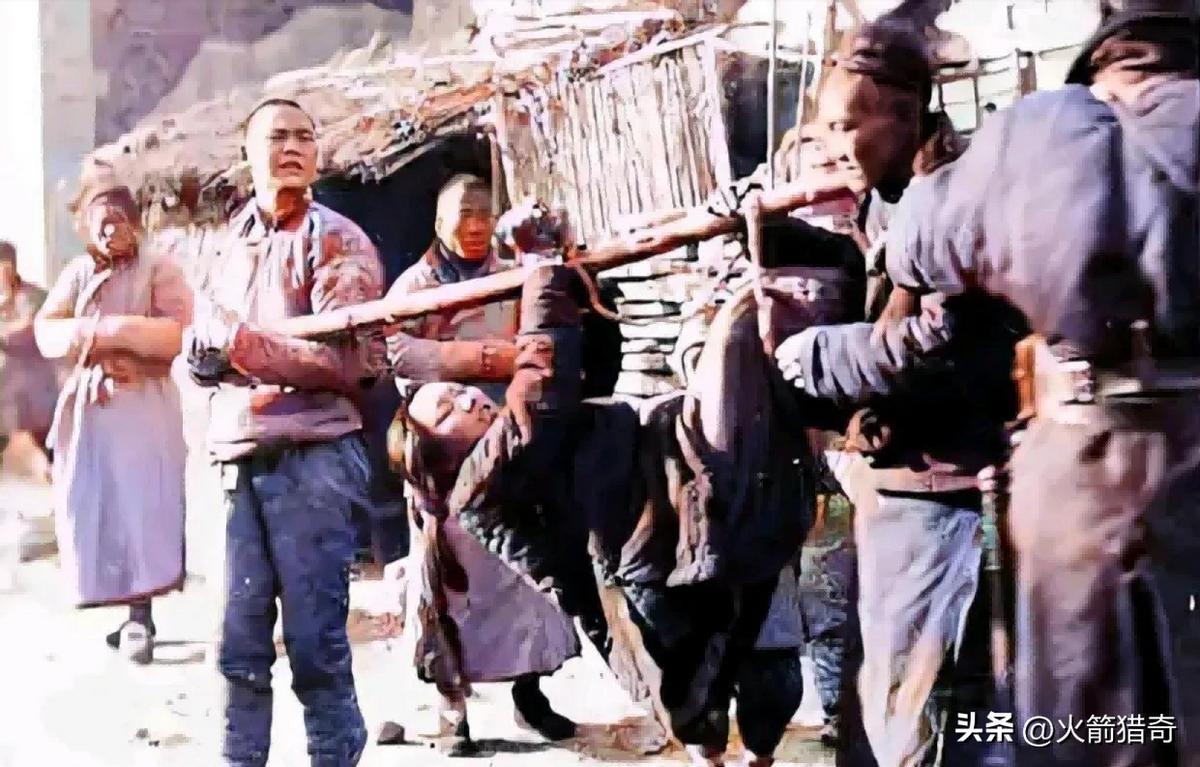 Ruining three views: The bannerman's thighs are splayed and he washes ...