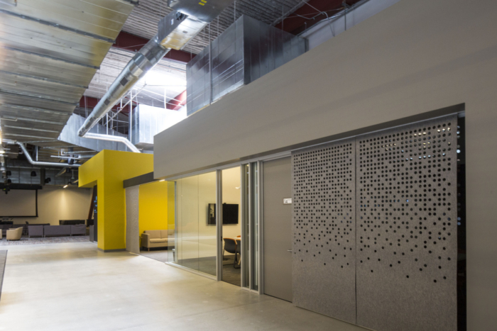 Flexible office - 85,000 square meters office - iNEWS