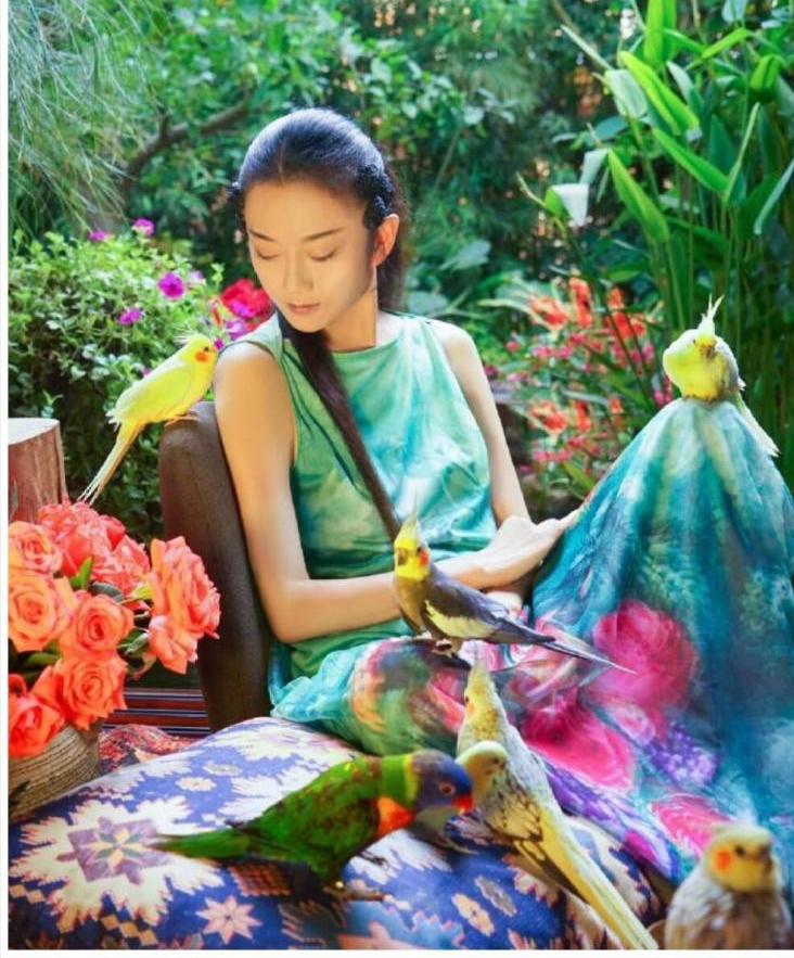 64-year-old Yang Liping was exposed to her private life, and she relied on male assistants to ...