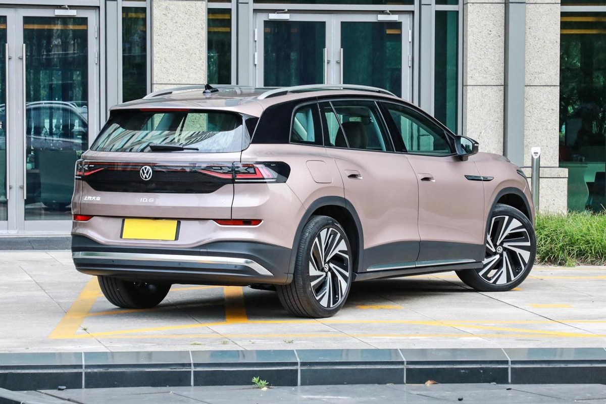 中大型SUV定位，配備6/7座可選，理想ONE和ID6X哪個好 - 頭條匯