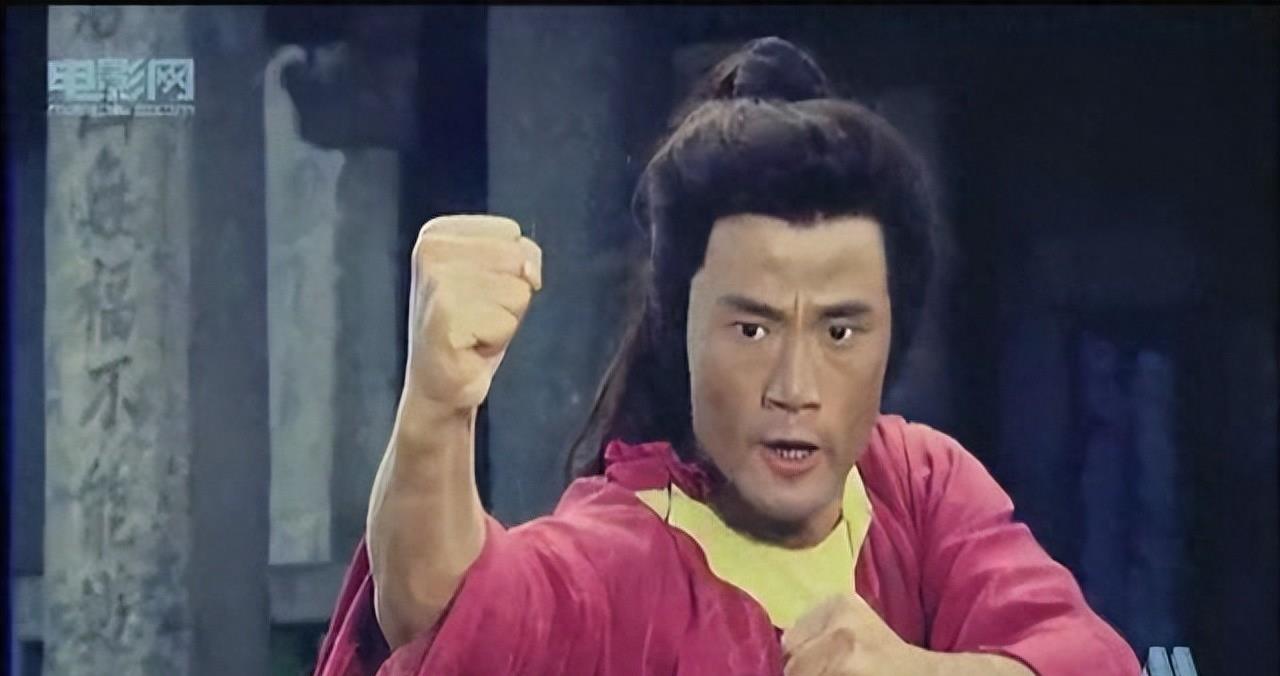 Yu Rongguang was able to earn money to support his family without any scandals. In his later ...