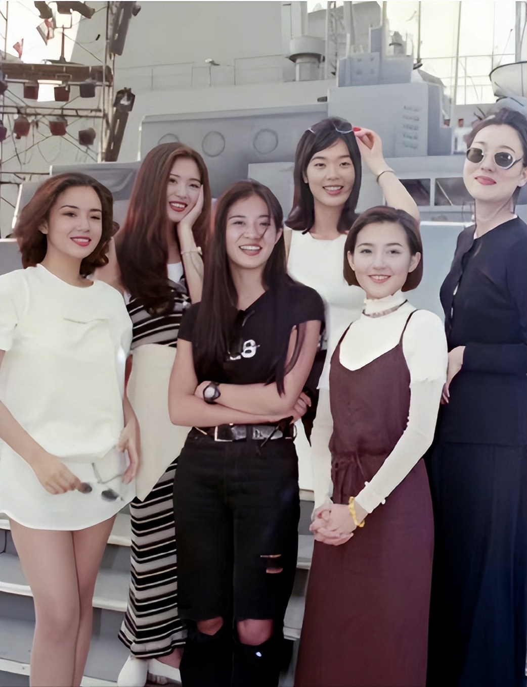 Why do female stars like to play with Edison Chen? After reading this ...