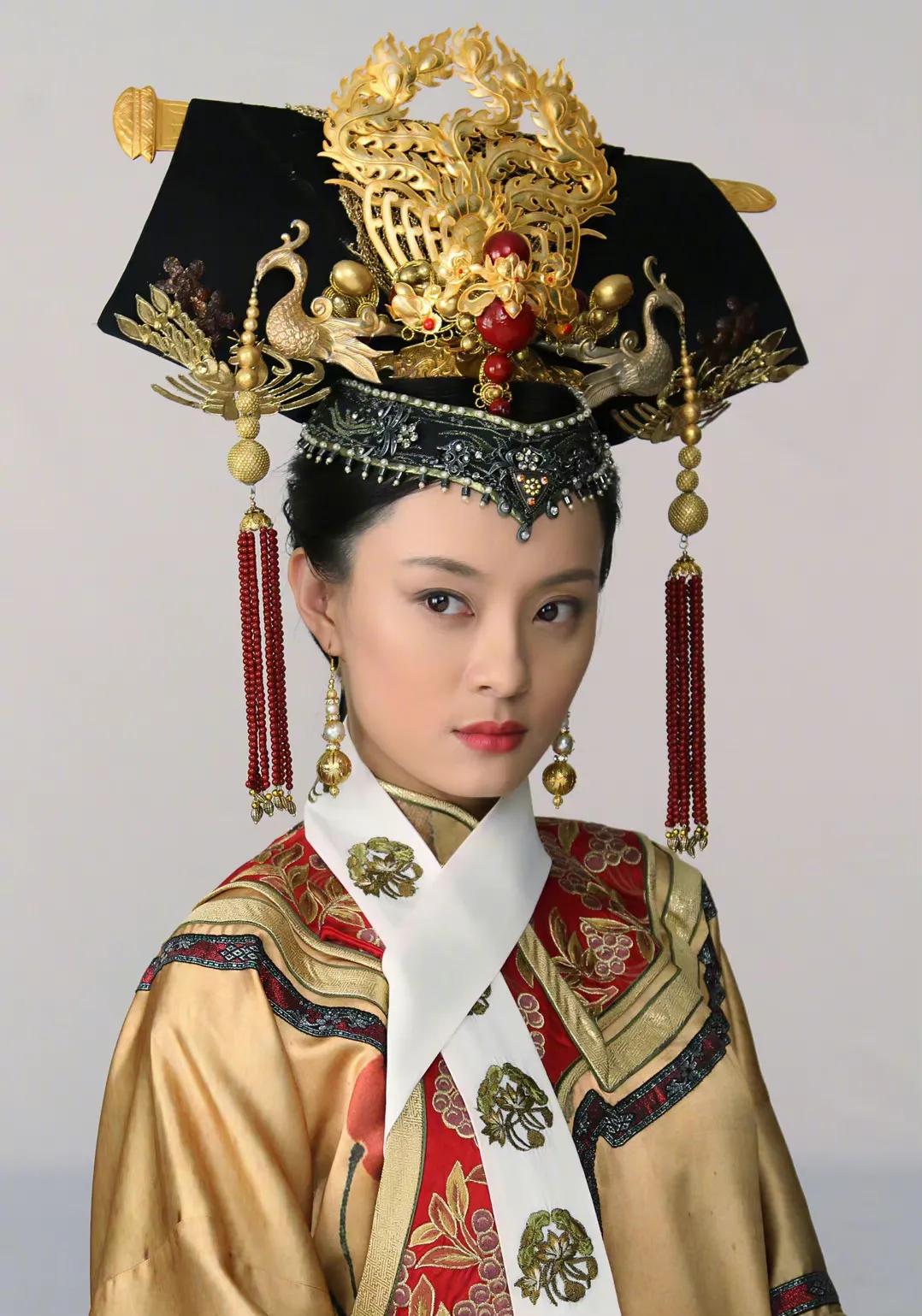 #Zhen Huan's makeup photo shows the character of each character # - iNEWS
