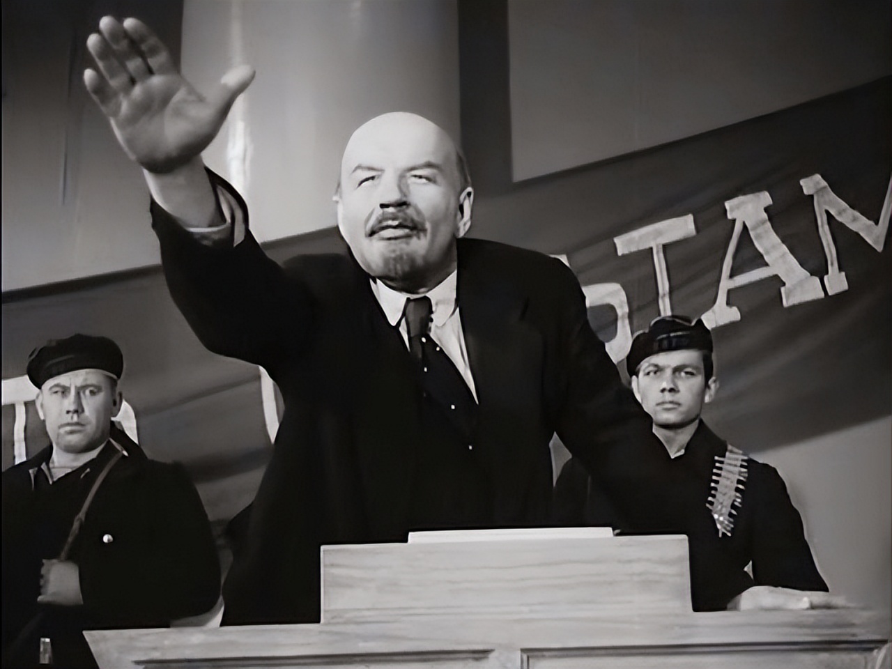 Putin's evaluation of Lenin: Lenin's biggest mistake was to transform a ...