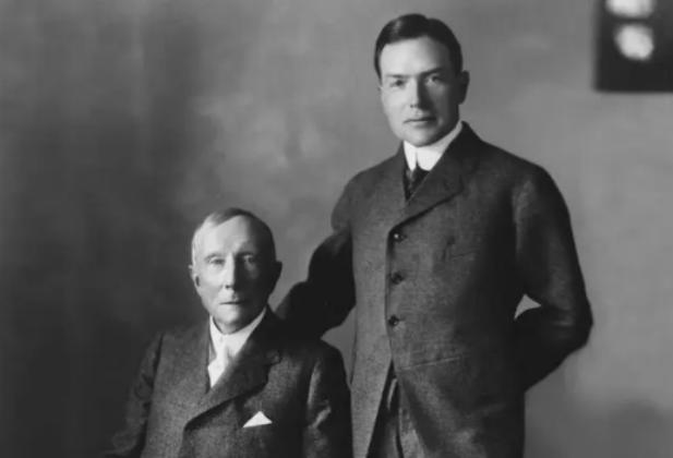 "Billionaire" Rockefeller once said: There are only two kinds of people ...