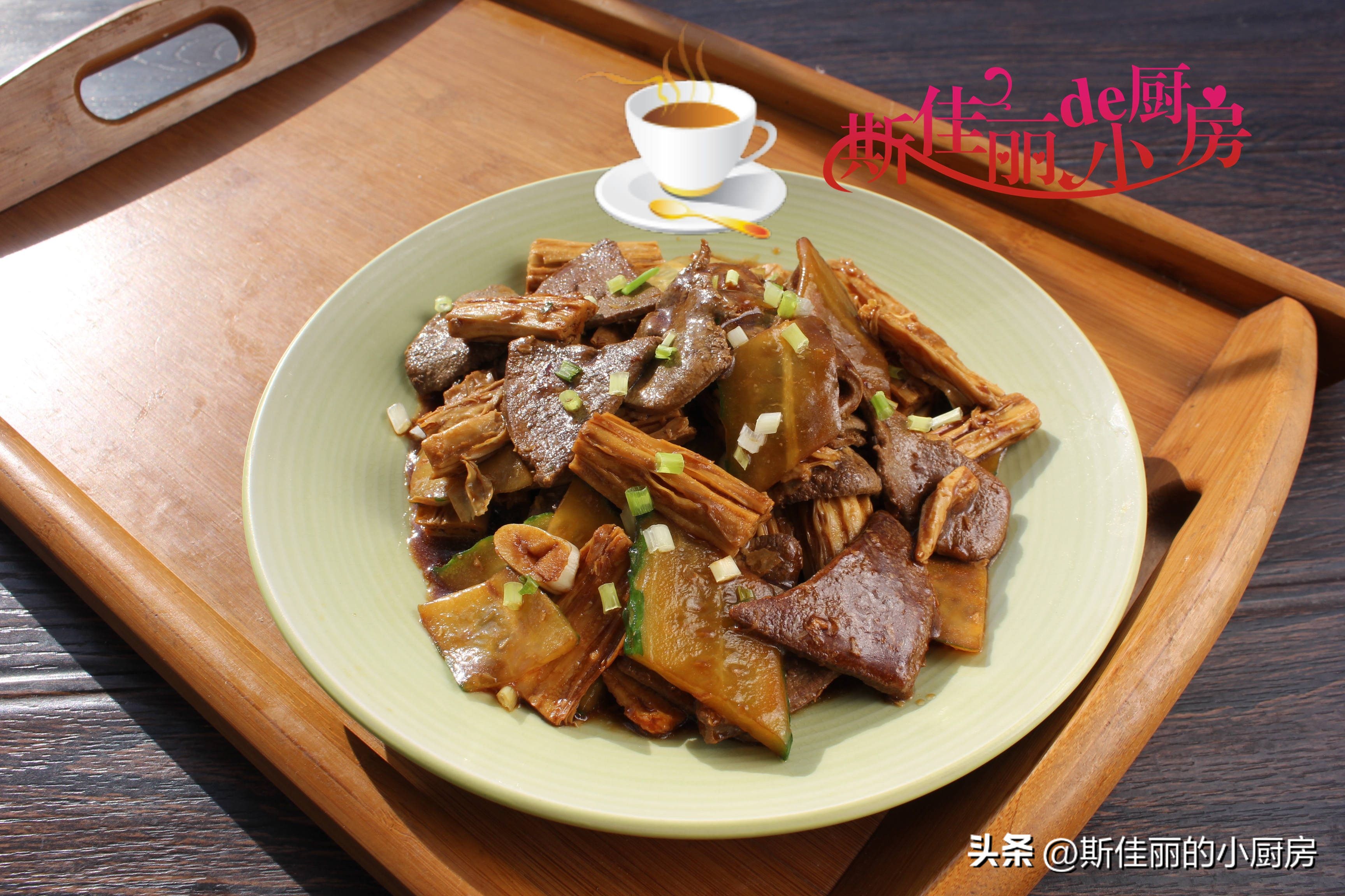 3 dishes and 1 soup lunch for a family of three in Wuhan - iNEWS