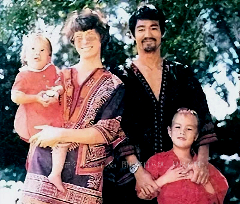 At the age of 45, she is unmarried and has a net worth of over 100 ...