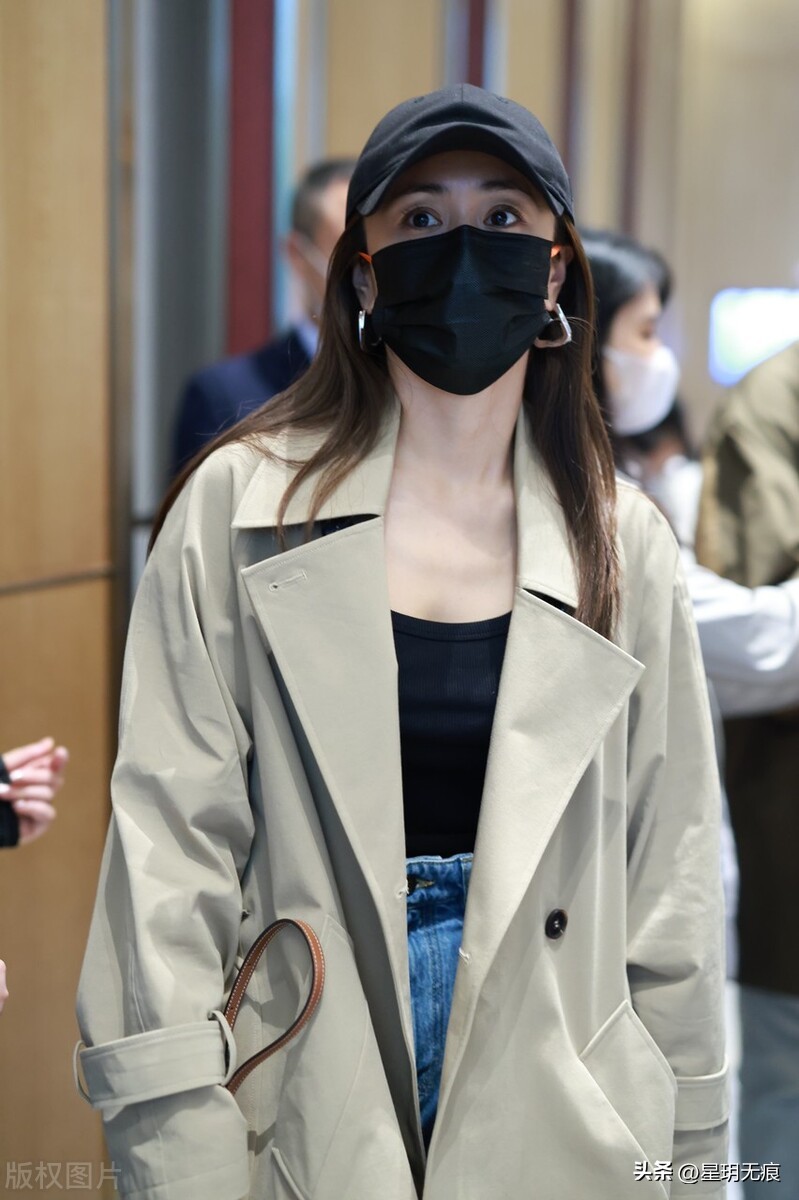 Liu Yun accompanies her husband Zheng Jun to record "Call Me by Fire ...