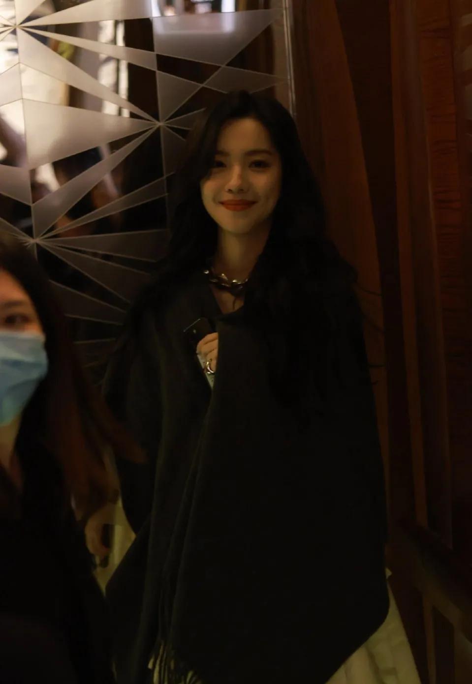 Why has Zhuang Dafei's role as Huang Rong in Tsui Hark's "The Legend of ...