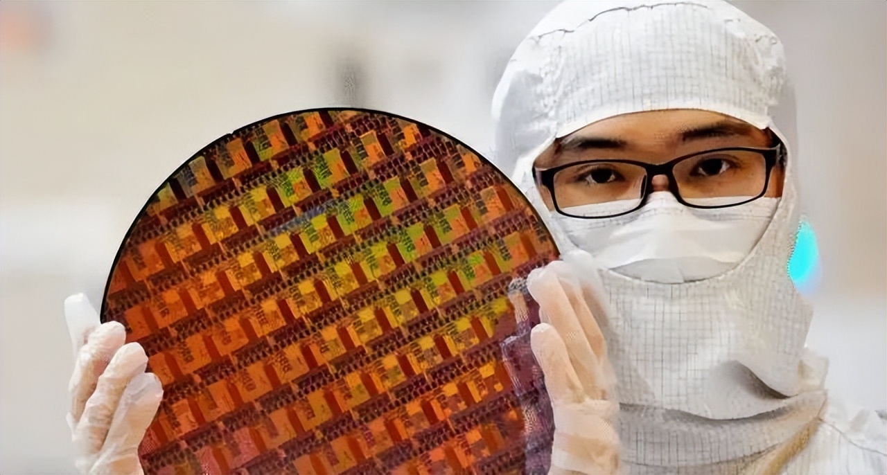 Russia strikes hard!This time, the chip industry is going to panic - iNEWS