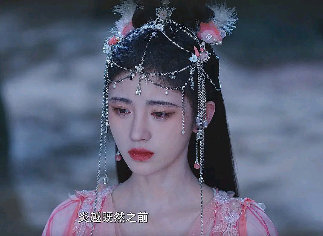 "Beauty of Resilience" The third reincarnation of the Phoenix has an irreversible fate, I just ...