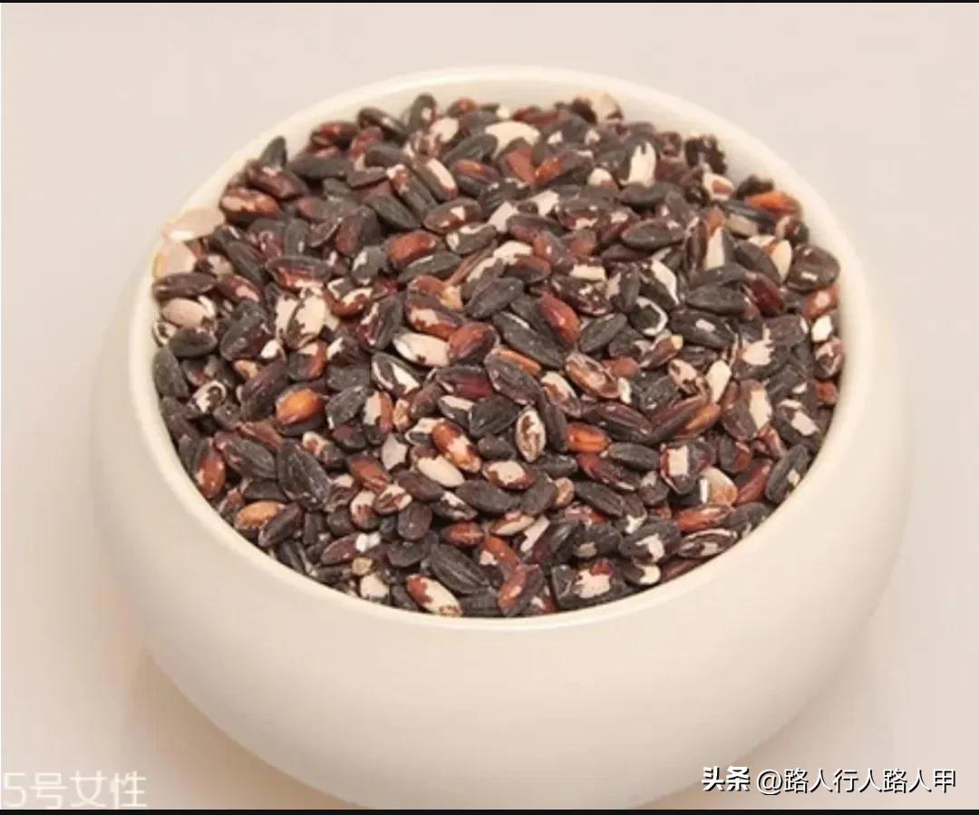 The difference between blood glutinous rice and black rice is blood ...