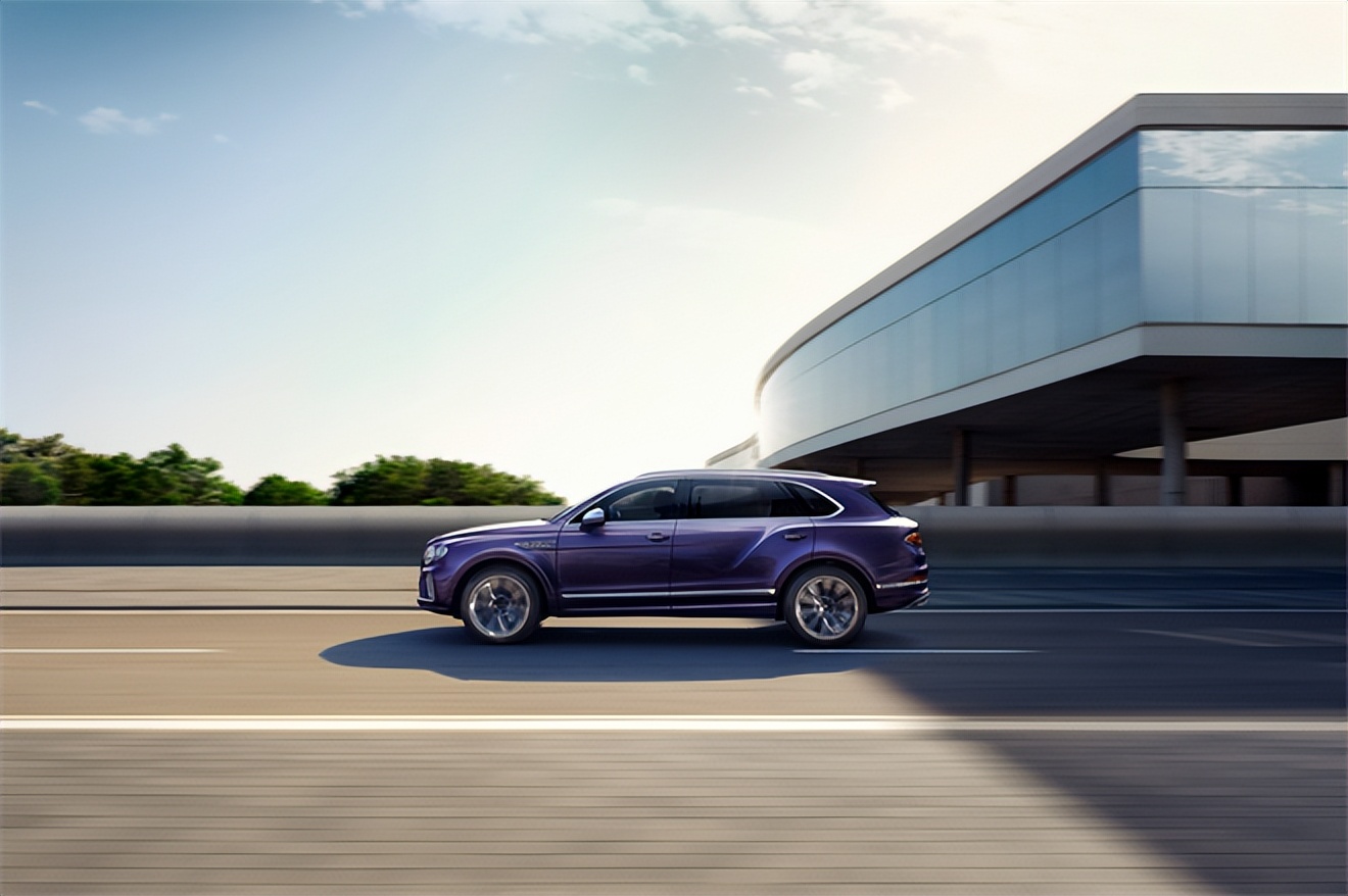 Bentayga Long Wheelbase MULLINER Edition: Bentley's flagship new ...