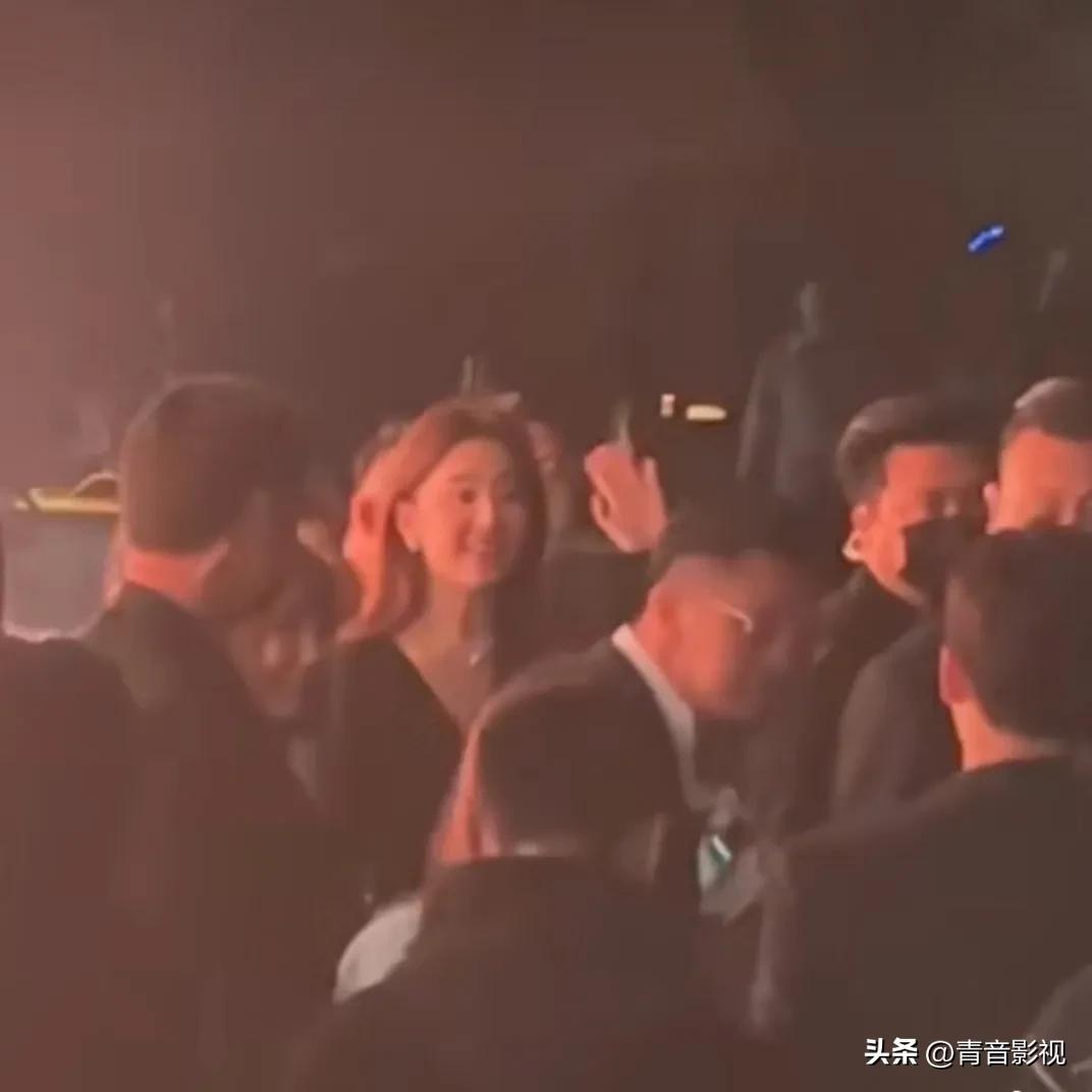 Liu Yifei and Yang Yang embrace in the same frame at the latest brand ...