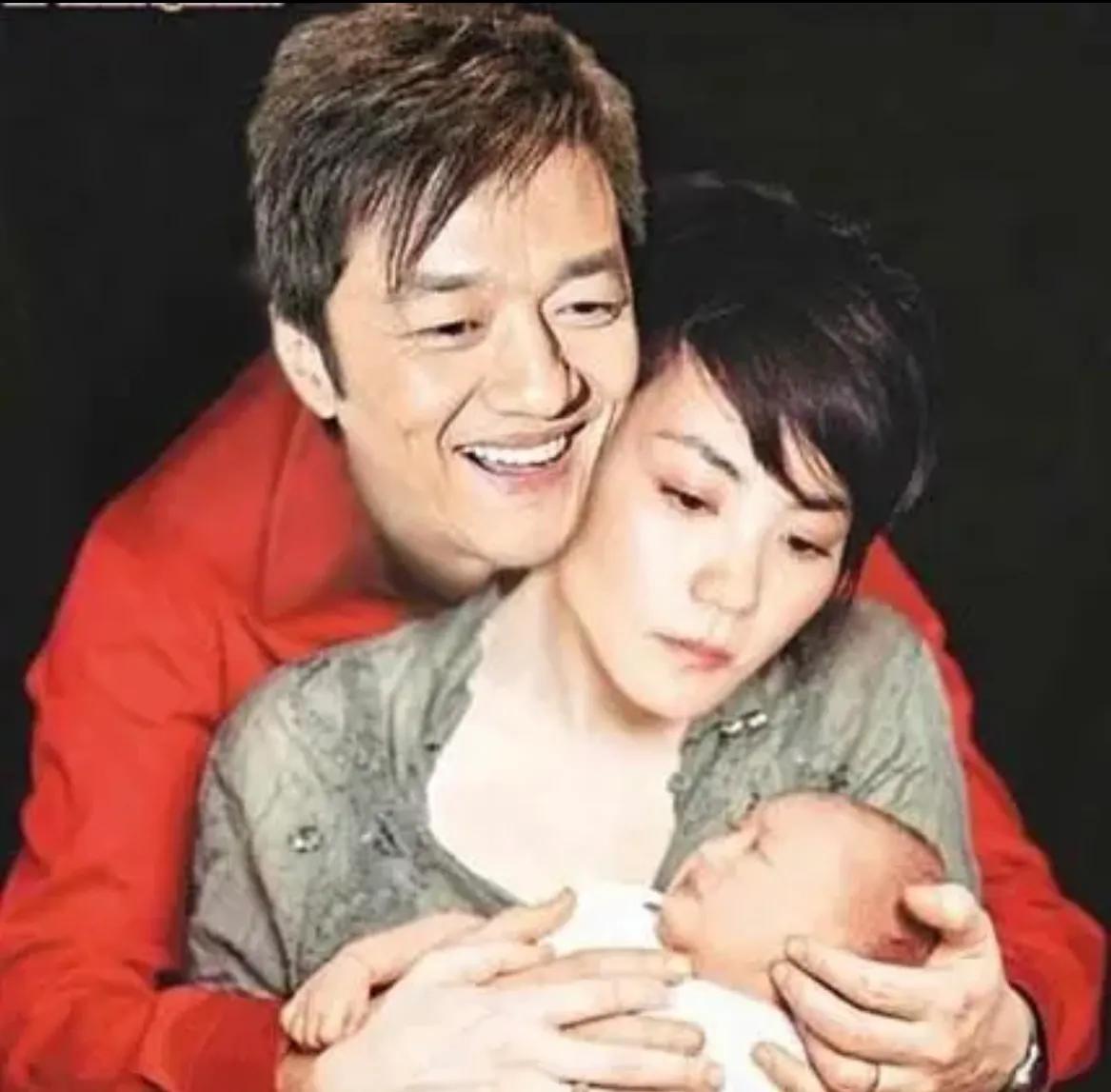 A romantic relationship with a difference of 11 years, Feng Fei's 23 ...