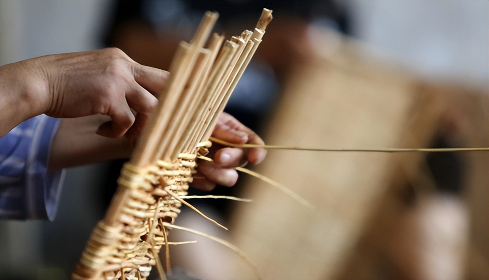 Scholar Guan Yanbin: Chinese traditional handicraft culture is shining ...