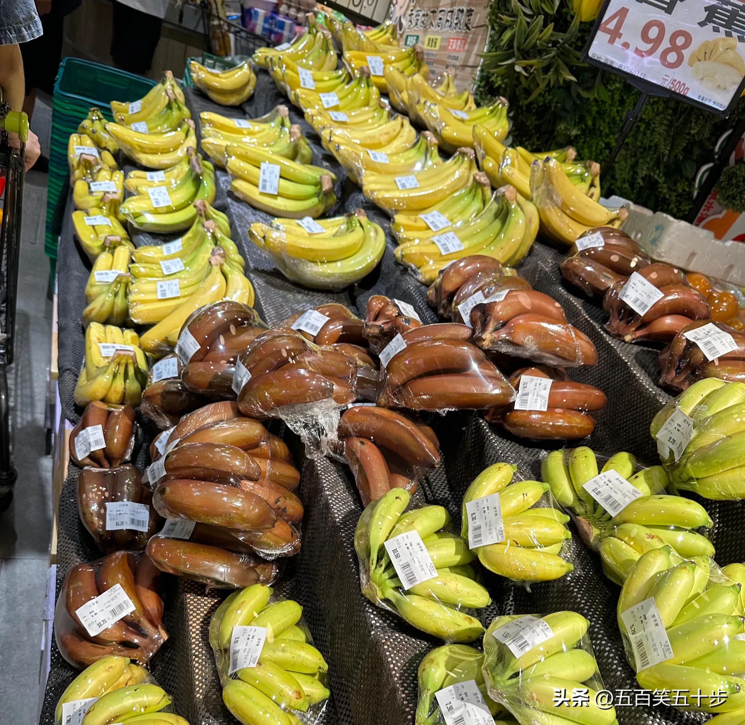 Singer Dolan is different from those so-called musicians. I don't know ...