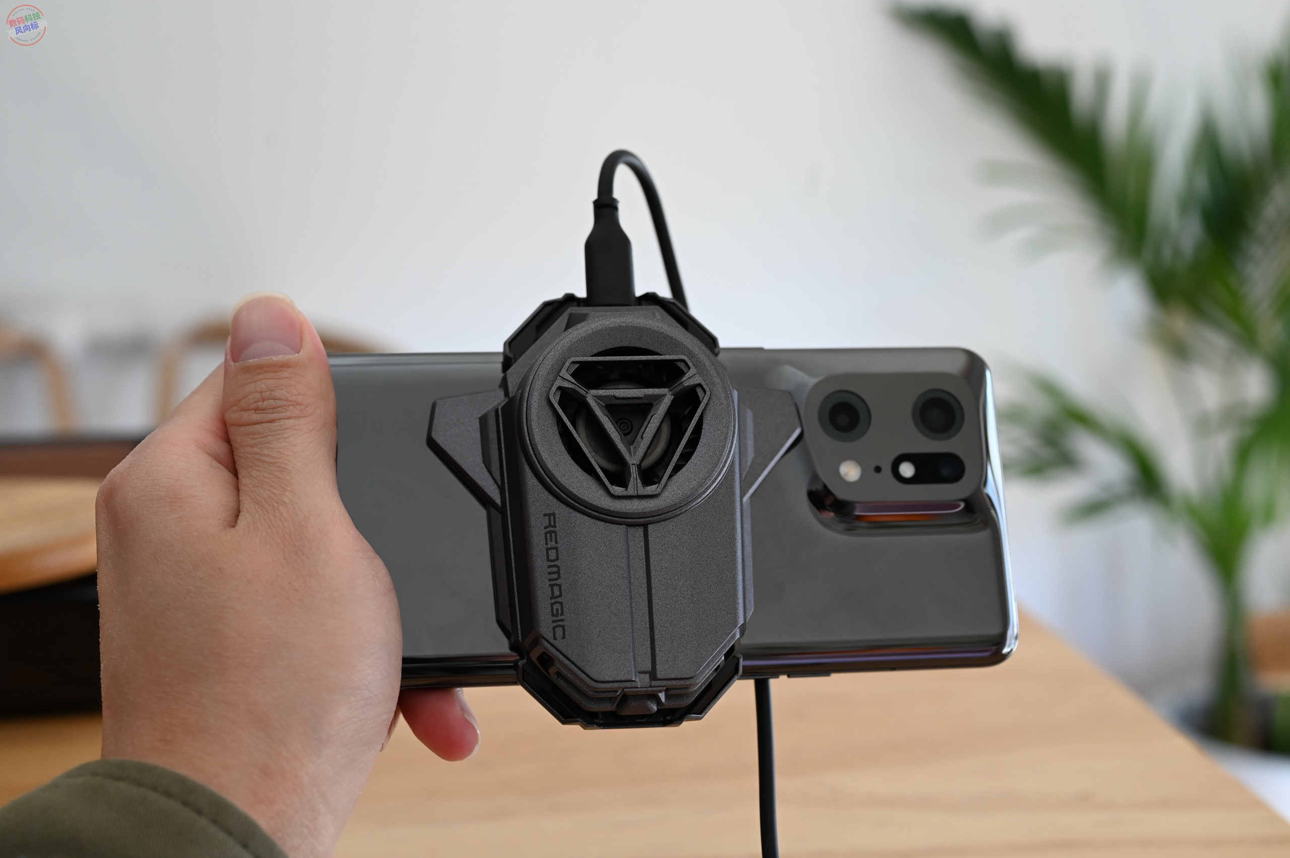 Turbo fan and semiconductor cooling holes bring a cooler mobile gaming ...