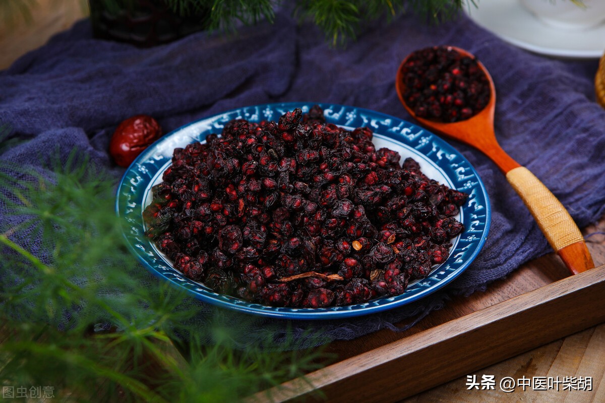 Acting atrophy and soft, fast like a gust of wind, treat with mulberry ...