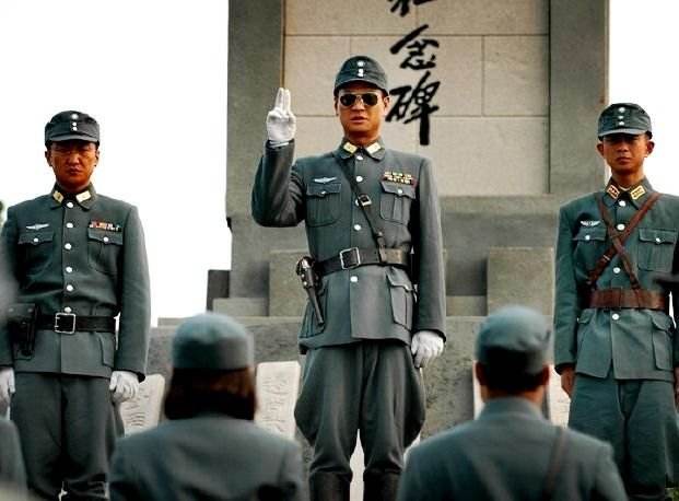 He was the commander of the Kaifeng garrison. During the Xi'an Incident ...