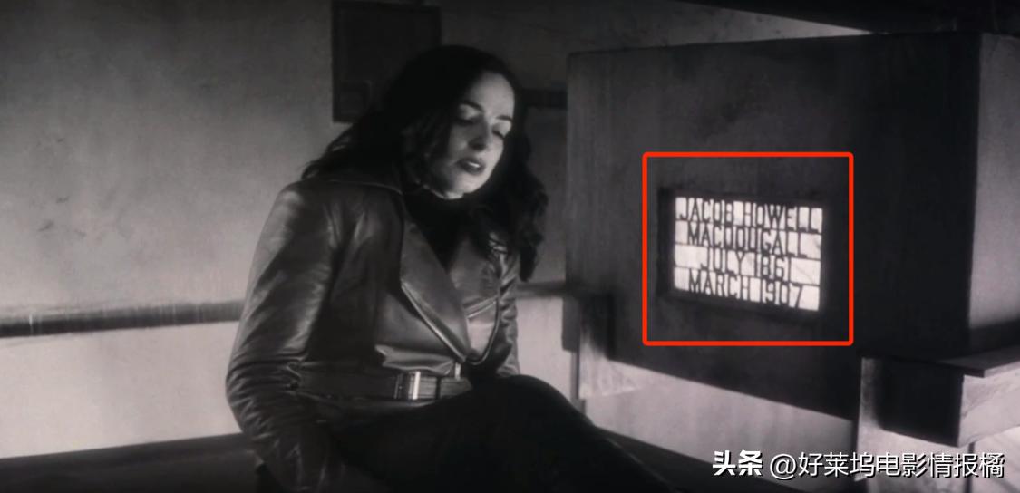 Are there easter eggs in the mural at the beginning of Marvel's ...