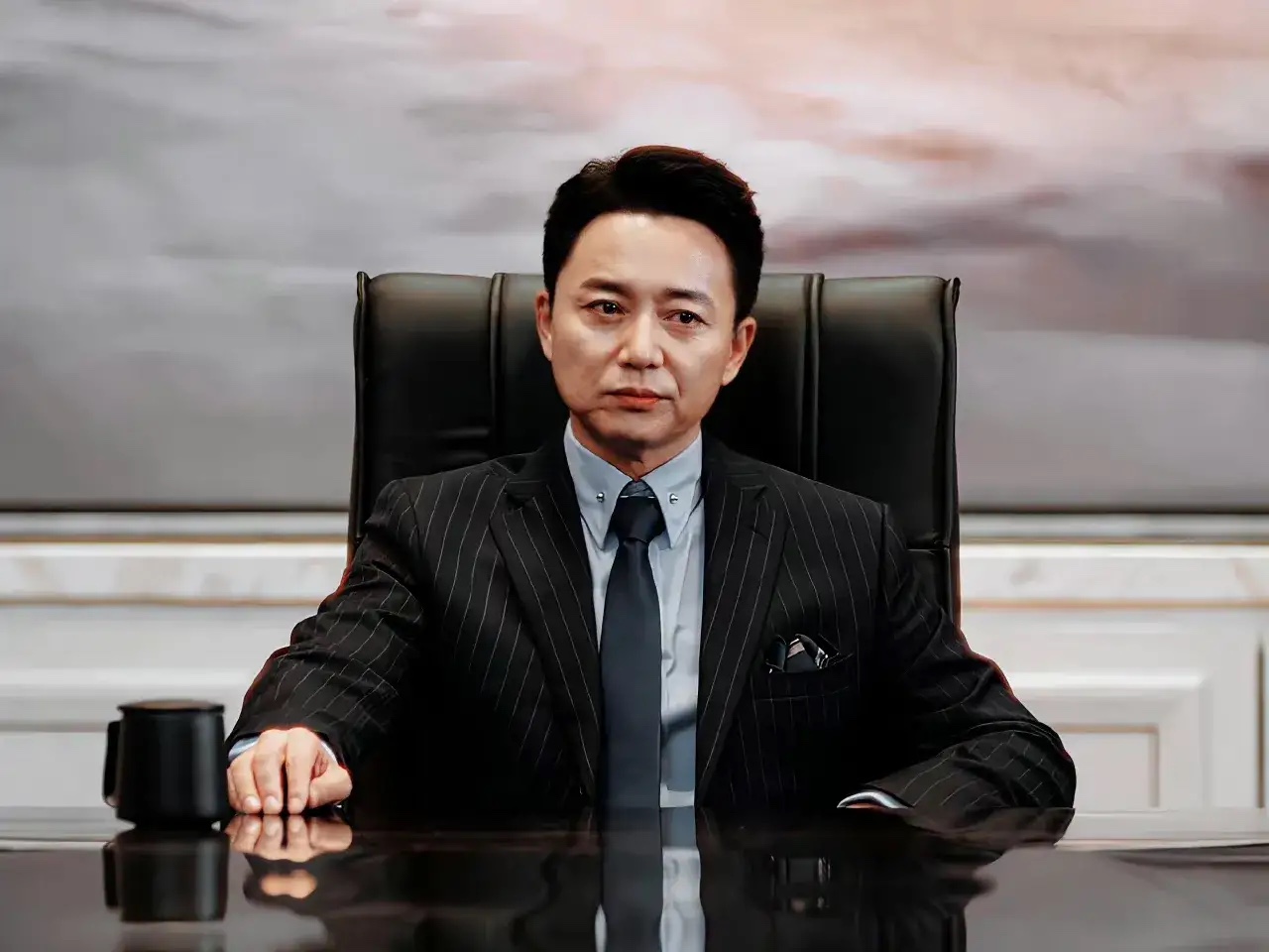 Liu Yijun, who only became popular at the age of 45, played the role of ...