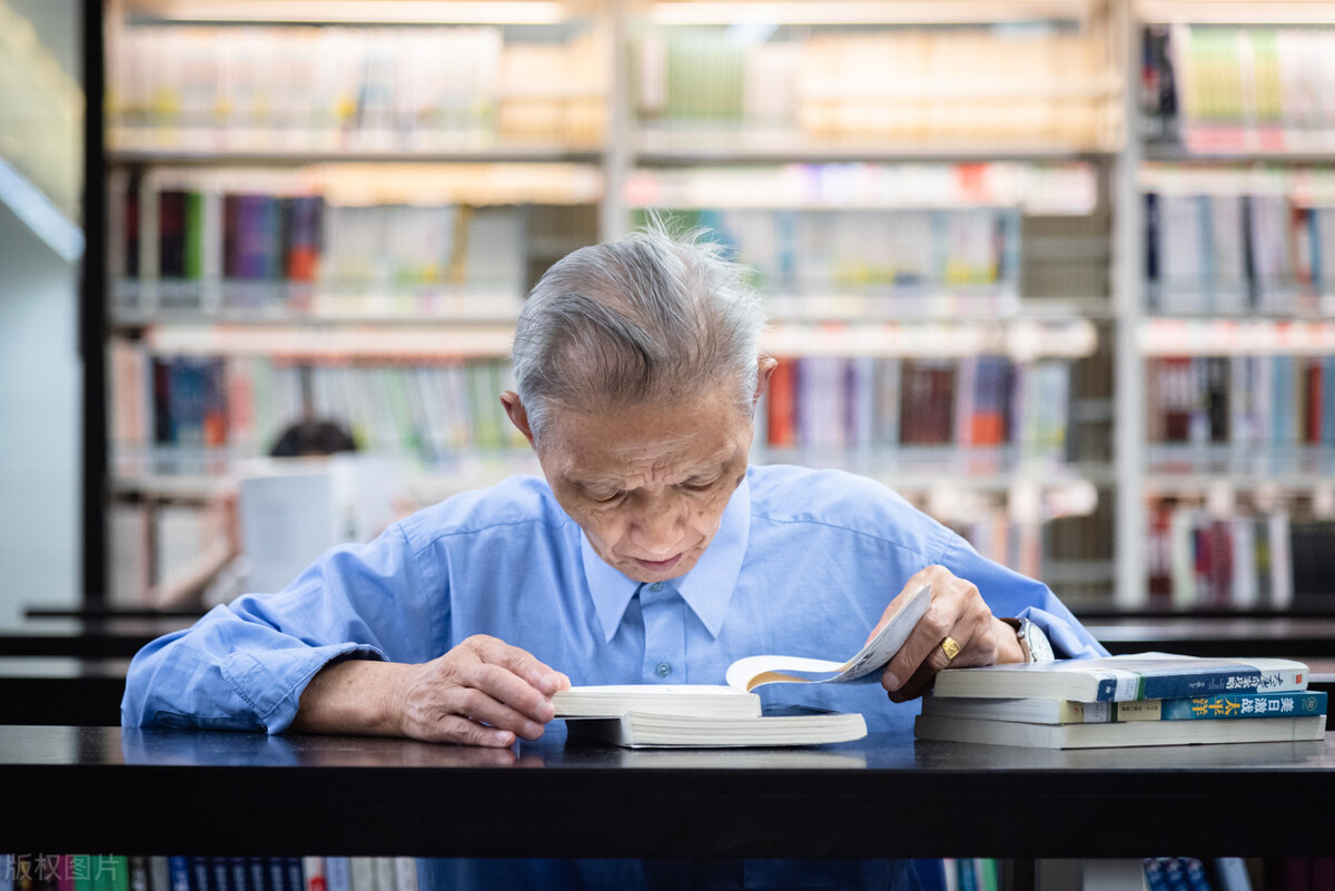 Reading ignites wisdom, knowledge illuminates life - iNEWS