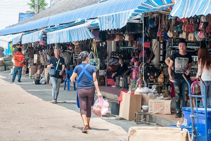 100,000 Hunanese are doing business in Laos. What is the real Laos like ...